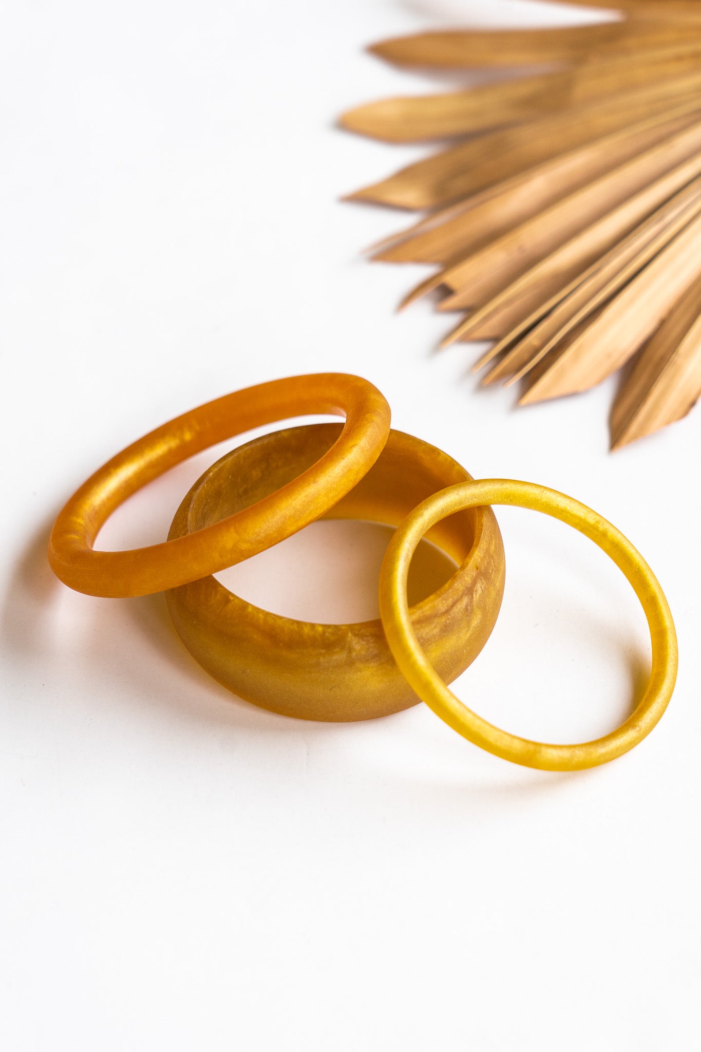 Gold Resin Bangles – Bali Queen